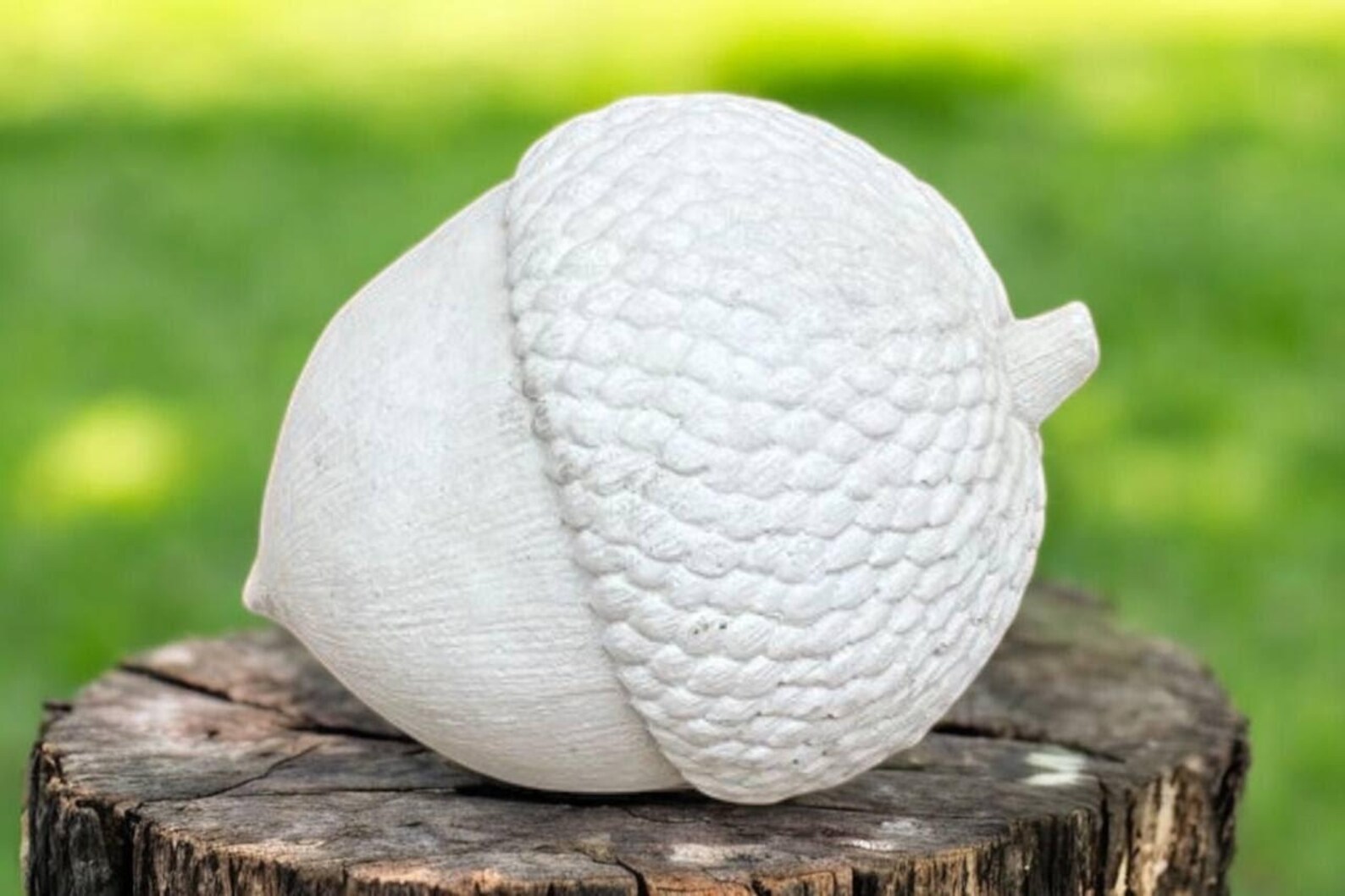 Lawn Acorn Ornament | Stone Backyard Art 7" | Front Door Idea | Acorn ...