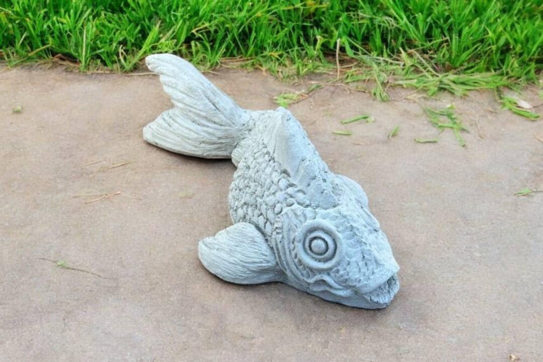 Concrete Fish Swimming Figure | Realistic Fish Koi Statue 5" | Garden ...