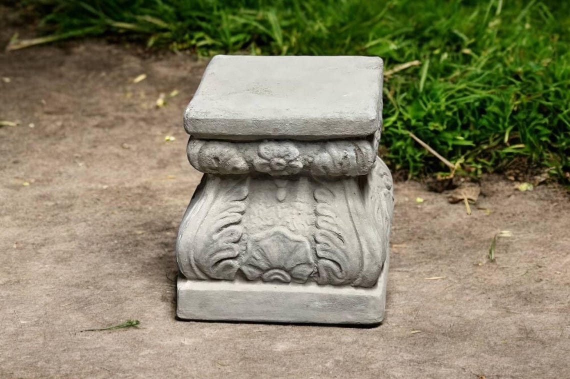 Massive Pedestal Stone Figurine | Concrete Pedestal Short Square Statue ...