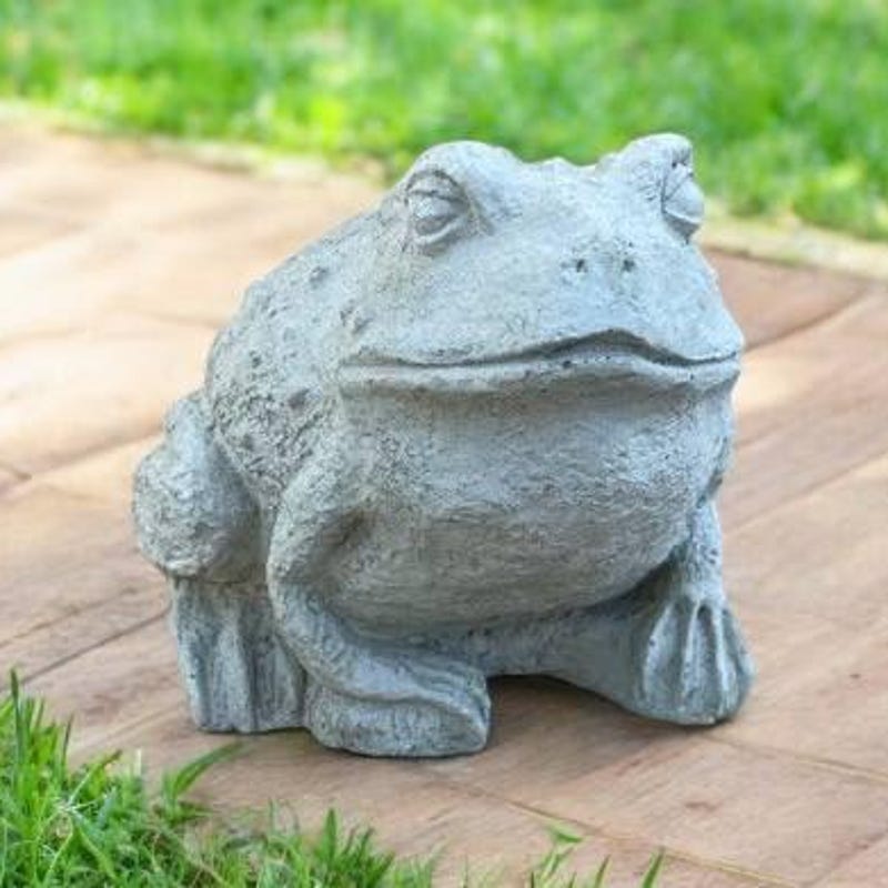 Concrete Toad - Etsy