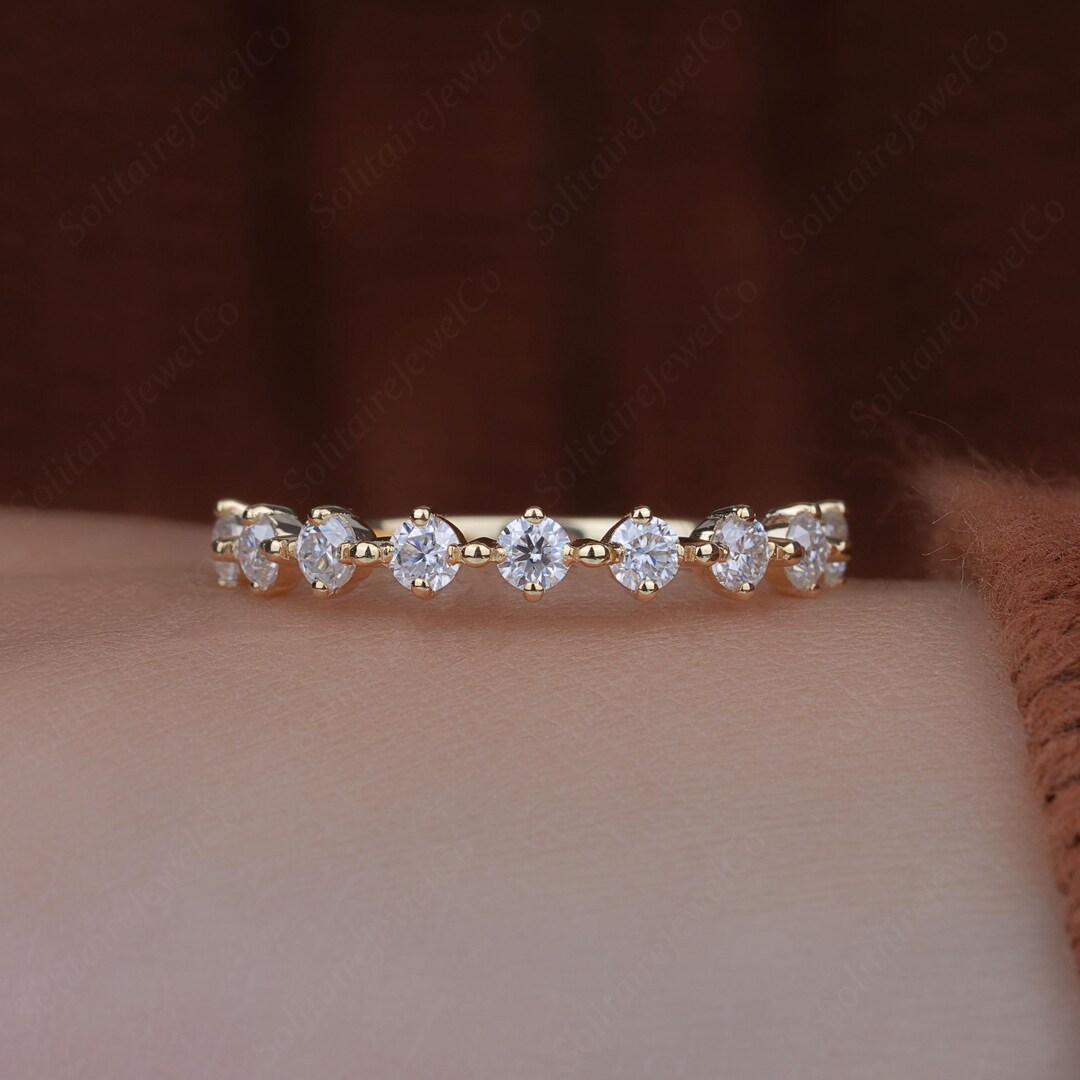 14K Dainty Shared Prong Ring, Bubble Prong Set Round Lab Grown Diamond ...