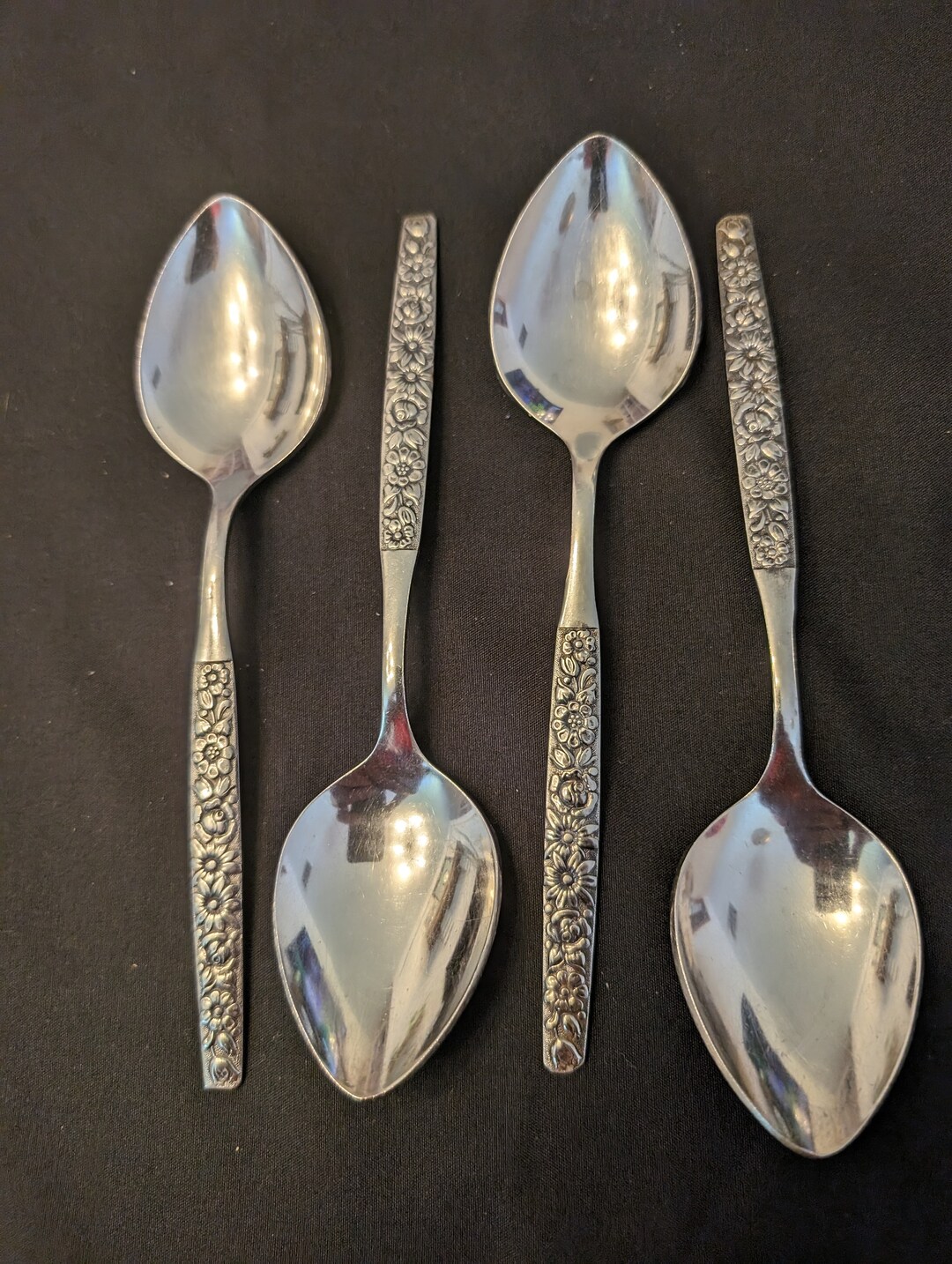 Oneida LTD WM. A. Rogers Deluxe Stainless Malibu Pattern Set of 4 Soup ...