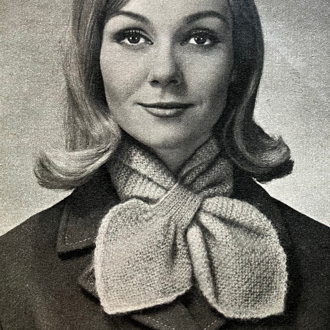 Original 1960 Mid Century Keyhole Ascot Scarf DIY Neckwarmer Gift ...