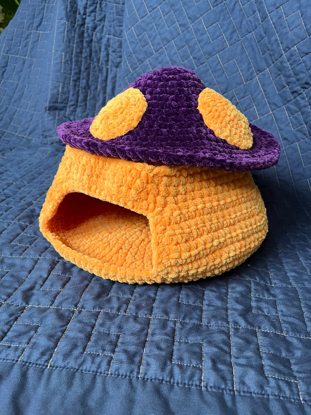 Crocheted Halloween Mushroom Reptile Hide: Soft Plush Lizard House - Etsy