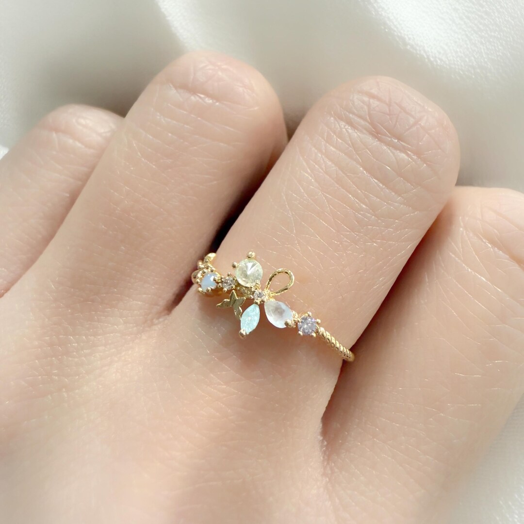 Dainty Flower Ring,butterfly Gold Bands,multi Stone Cute Pretty ...