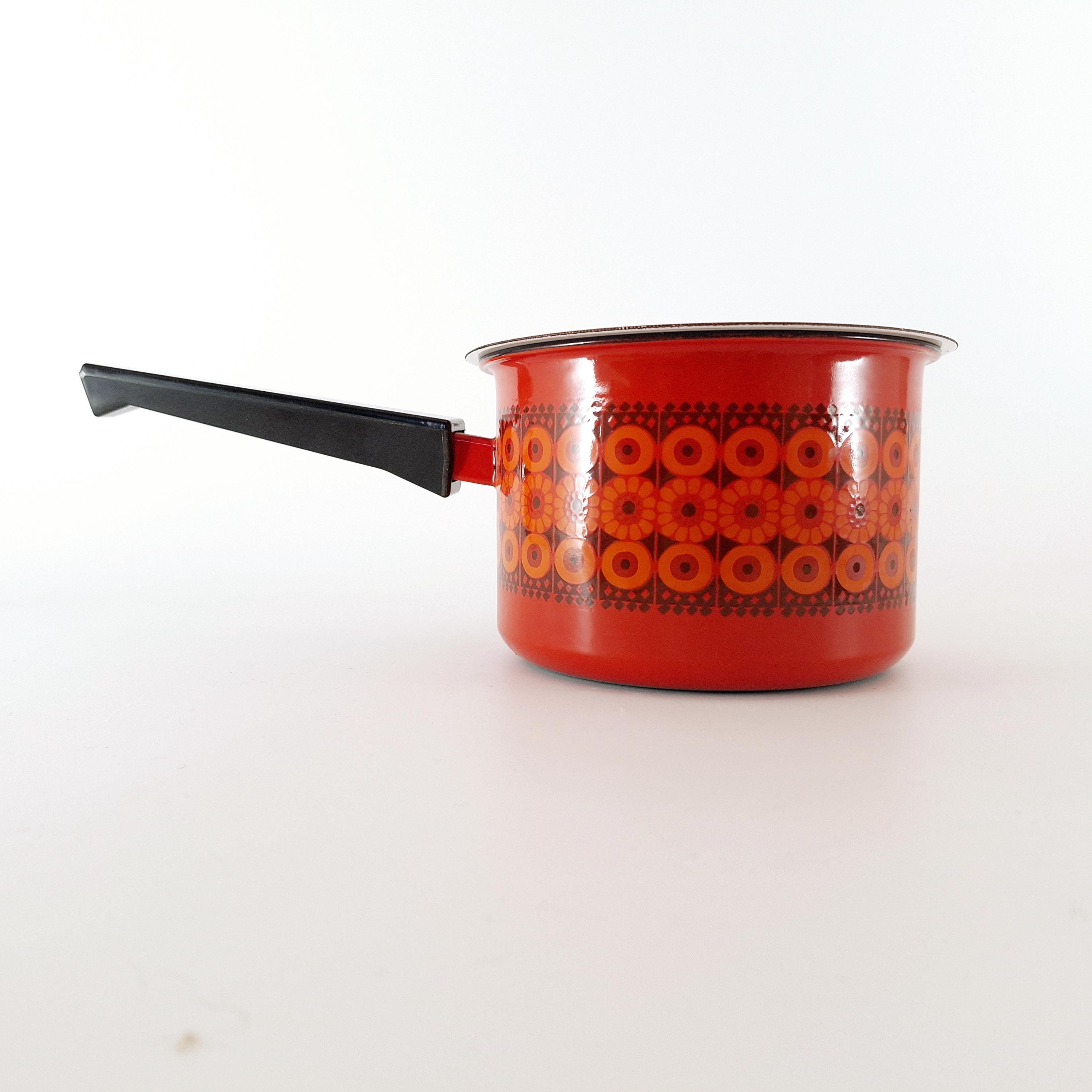 Red and Orange Enamel Saucepan "kehrä" – Raija Uosikkinen, Arabia Finel ...