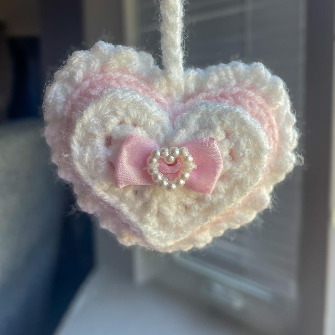Coquette Heart Crochet Keychain - Etsy