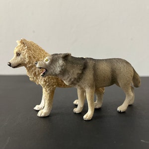 Schleich Arctic Wolf and Wolf PVC Animal Figures Imaginary Play Animals ...