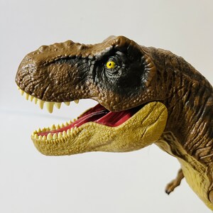 Jurassic T-rex Action Figure Plastic Collectible Toy Dinos Dinosaurs ...
