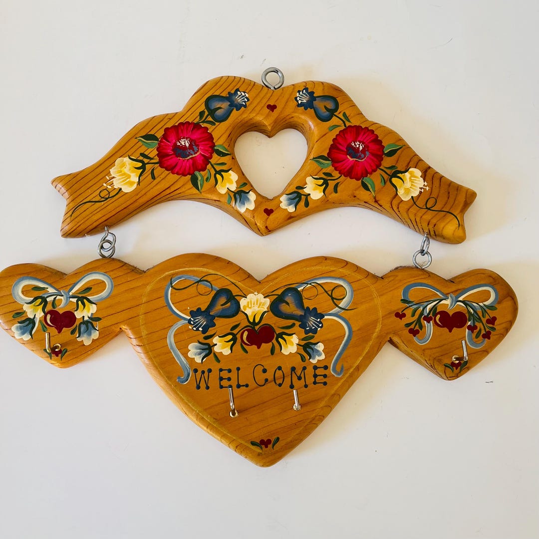Vintage 1990's Cottagecore Wooden Welcome Sign Cut Out Heart Shaped ...