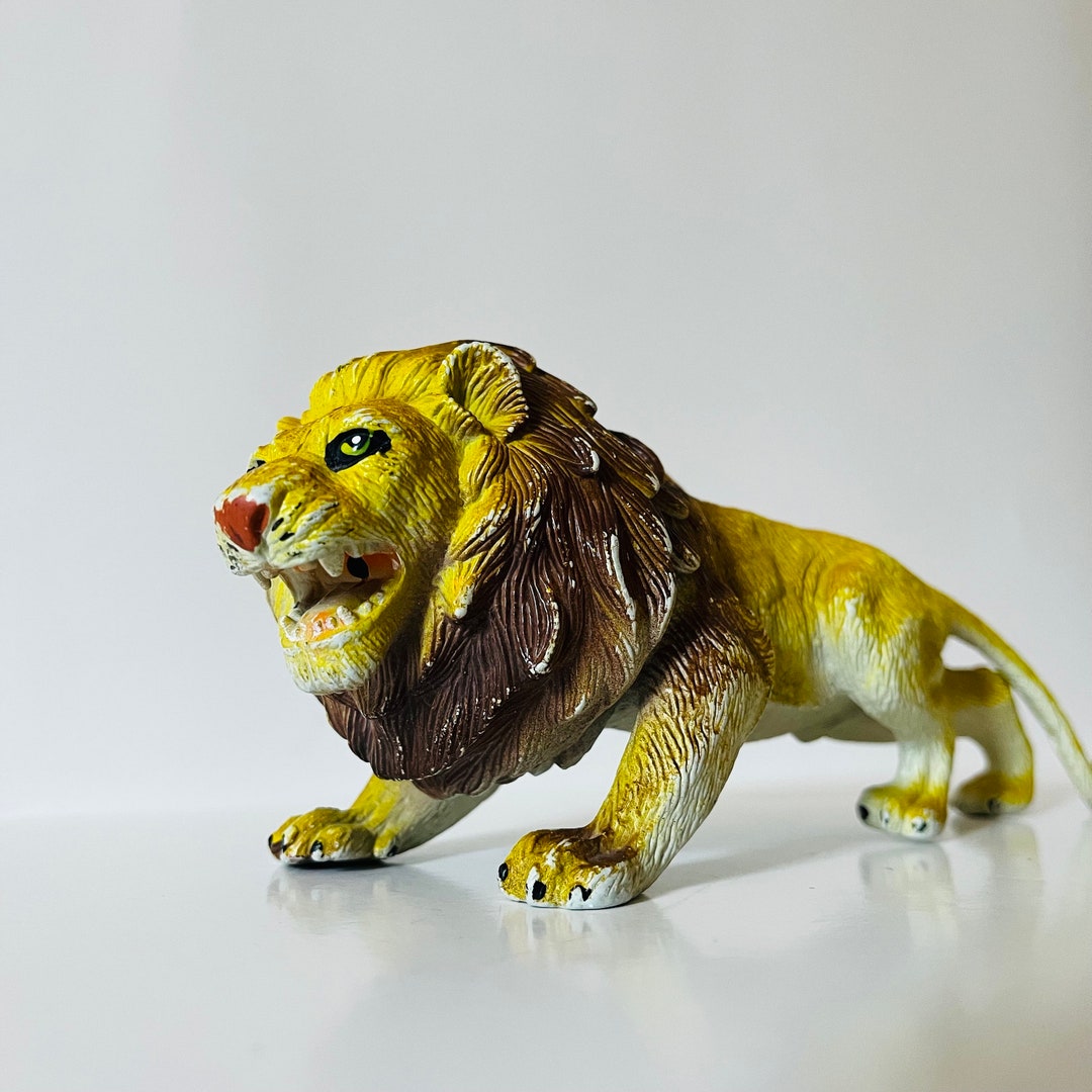 Vintage Plastic Toy Lion Imaginary Play Diorama - Etsy