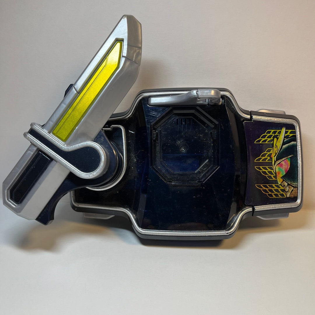 Bandai Kamen Rider Gaim Complete Selection Modification Sengoku Driver ...