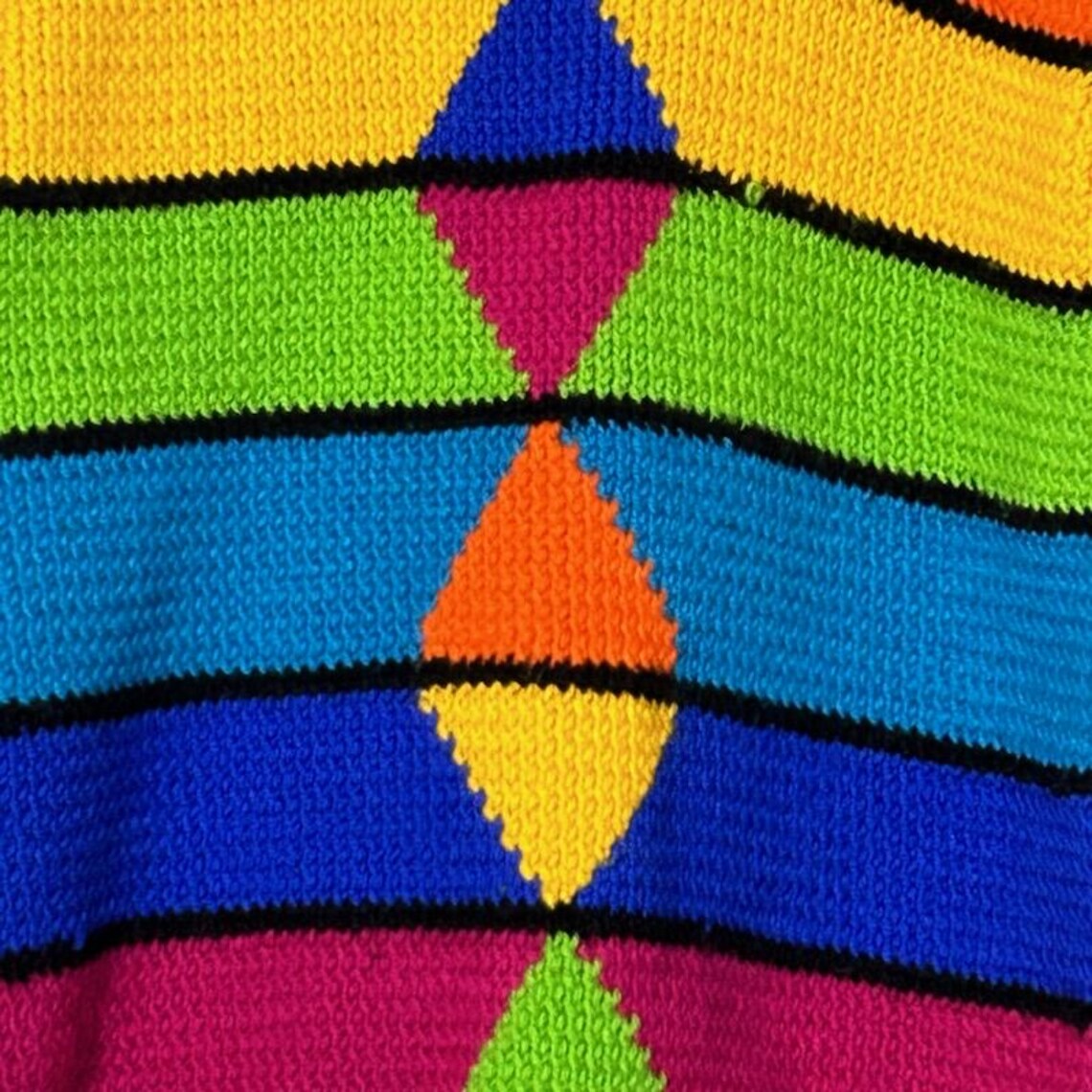 Vintage Hand Knit Rainbow Triangle Woolen Child's Pullover Sweater Size ...