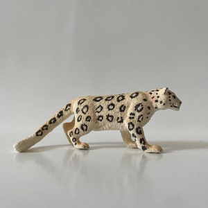 Schleich Snow Leopard Figurine Toy Plastic Rubber Animal Figure Tigers ...
