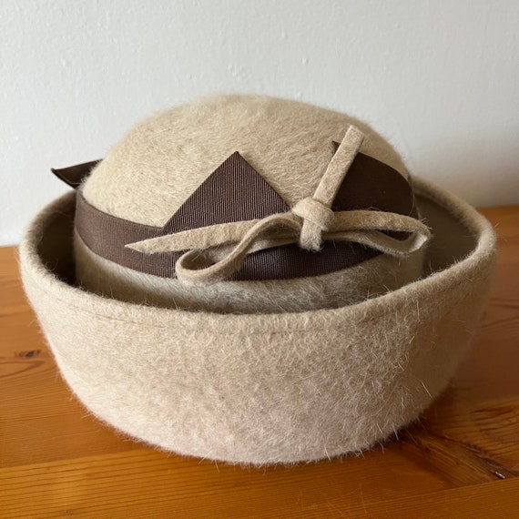 Vintage 1960s Italian TOSCANO Ermine Fur Felt Hat Cre… - Gem