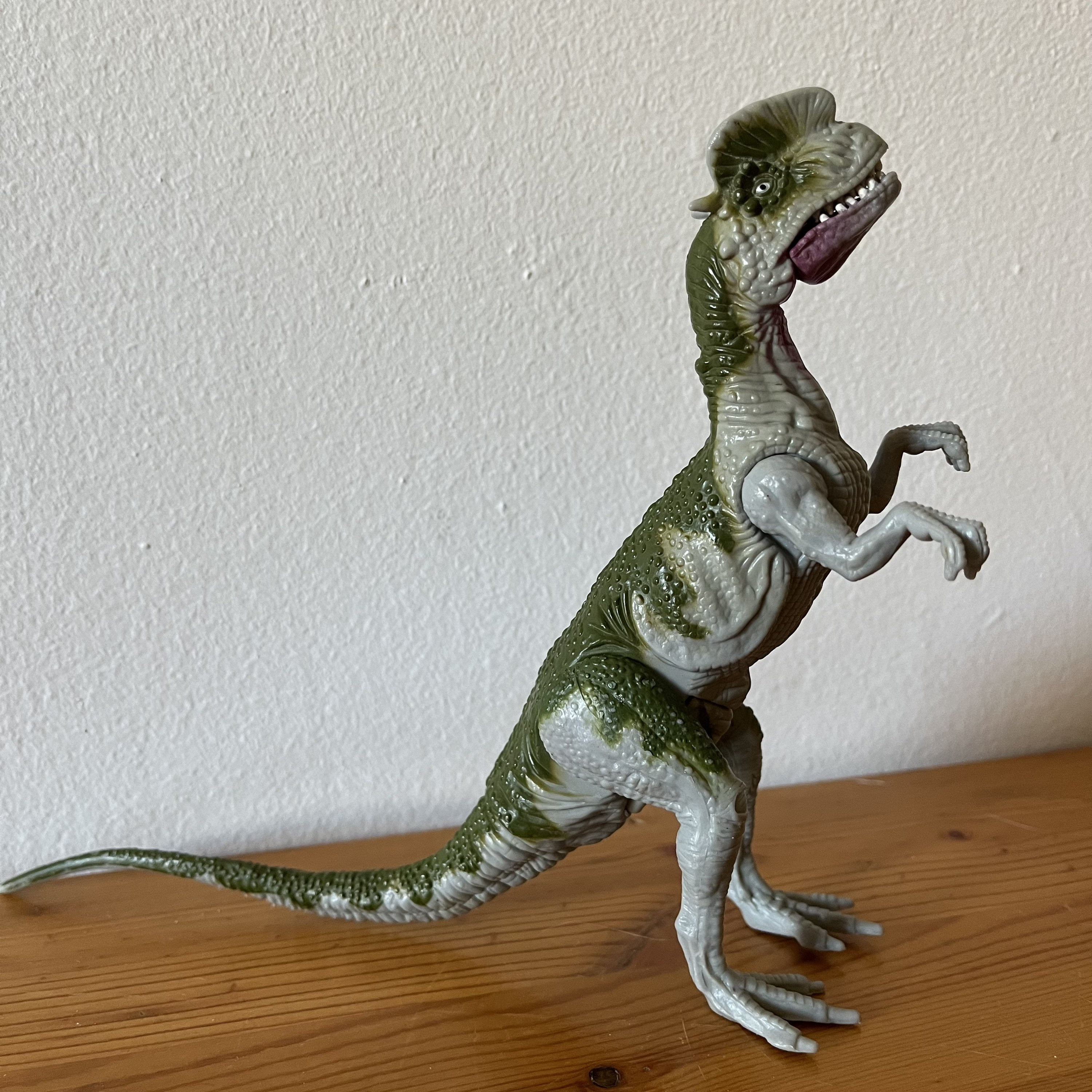 Jurassic Park Dilophosaurus Toy