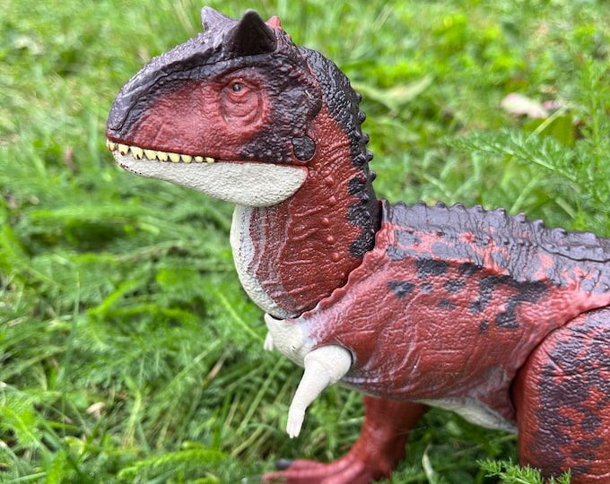 Jurassic Carnotaurus Toro Large Dinosaur Primal Attack Feature Sounds ...