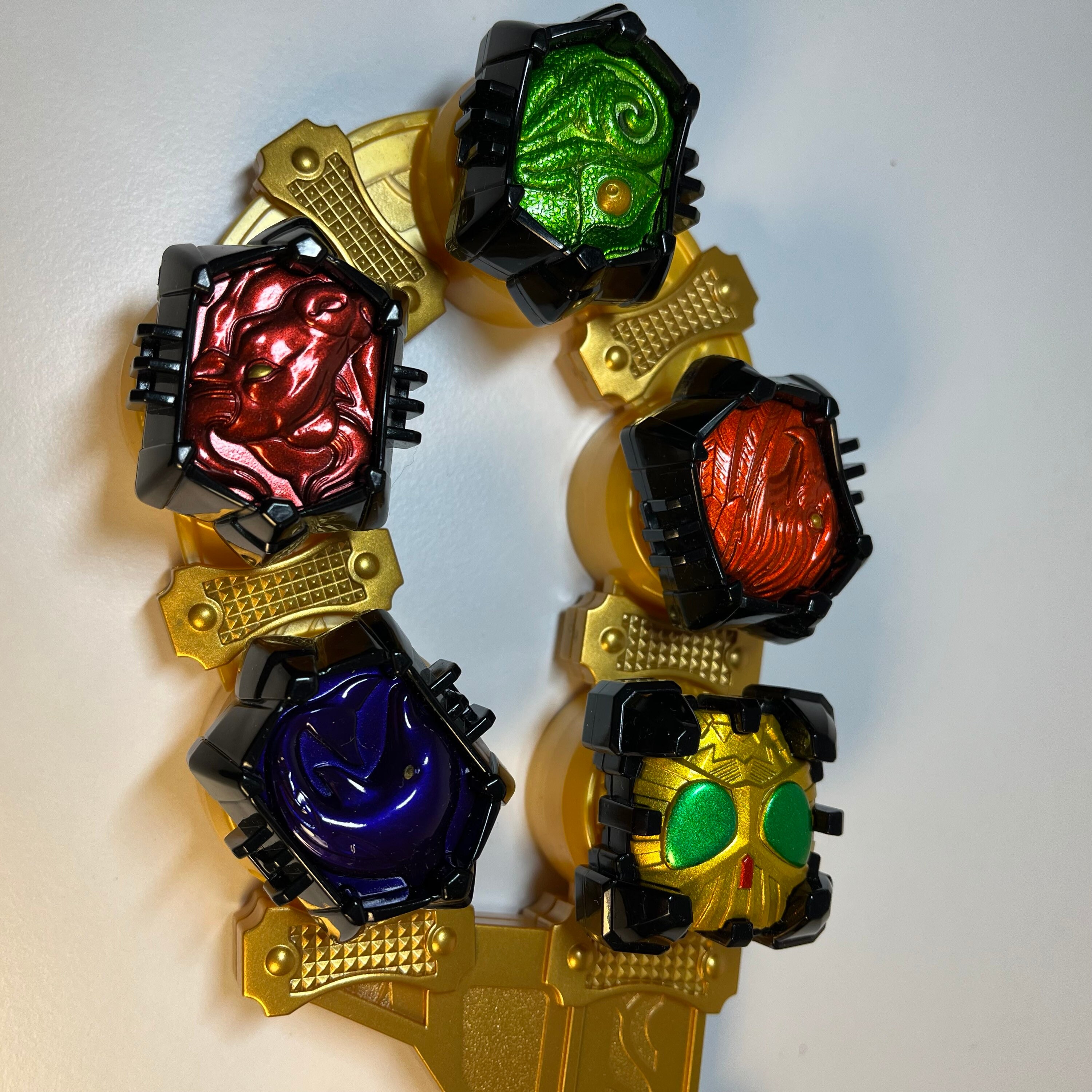 Bandai DX Wizard Ring Holder With Rings Beast Color Kamen Rider Wizard ...