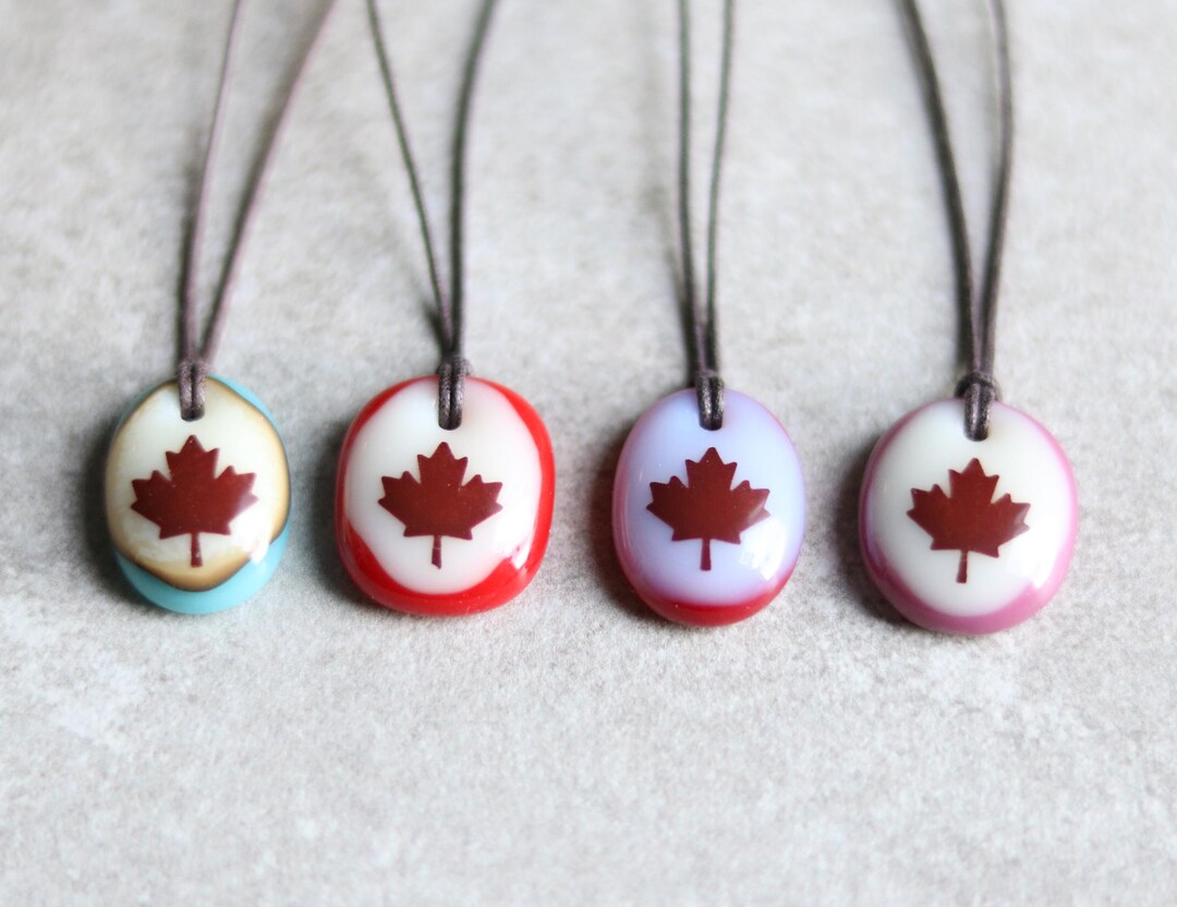 Maple Leaf Necklace Canadiana Jewellery, Oh Canada Love Traveller Gift ...