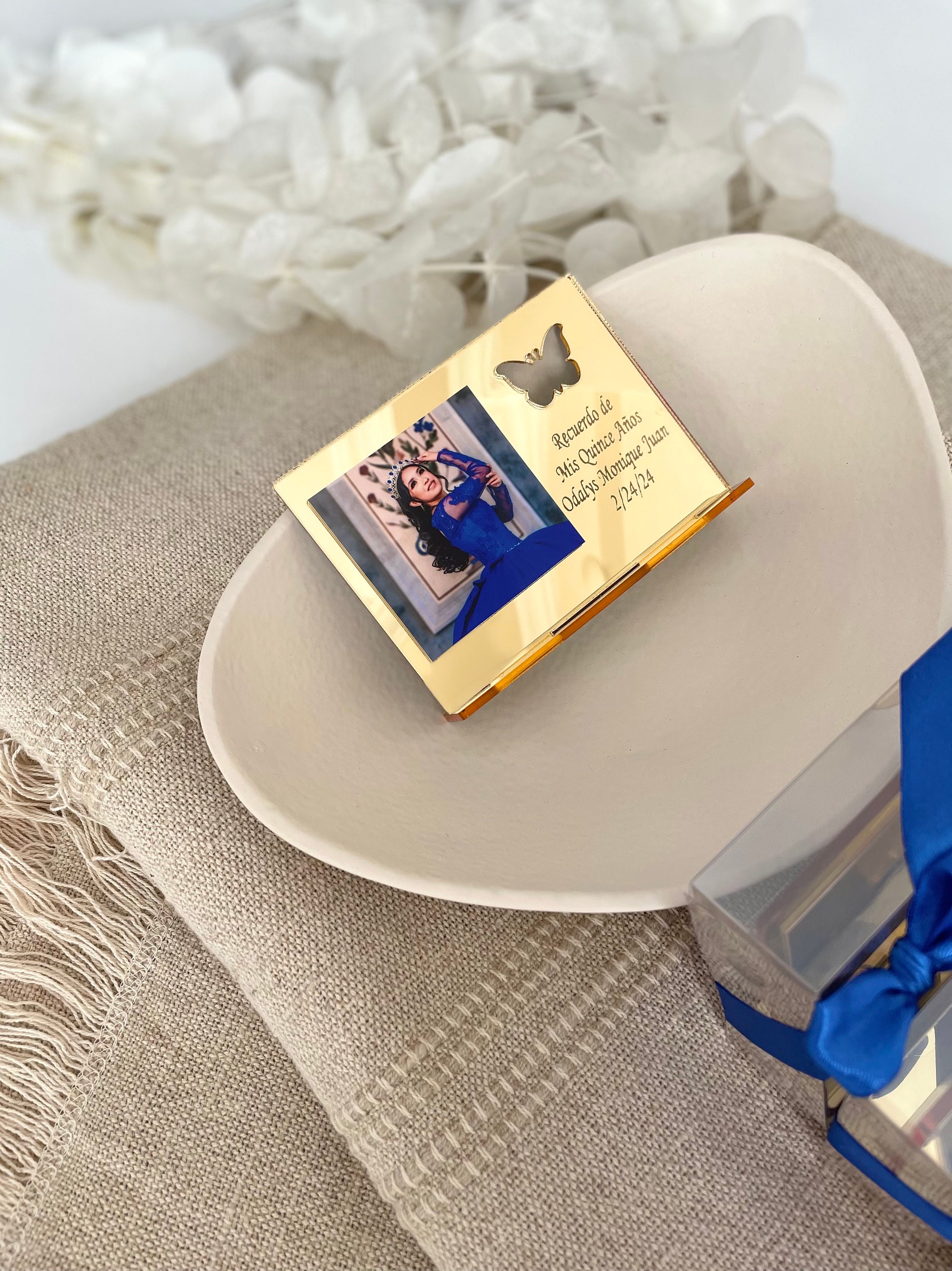 Quinceañera Photo Frame Favors, Sweet 16 Photo Souvenir, Quinceañera ...
