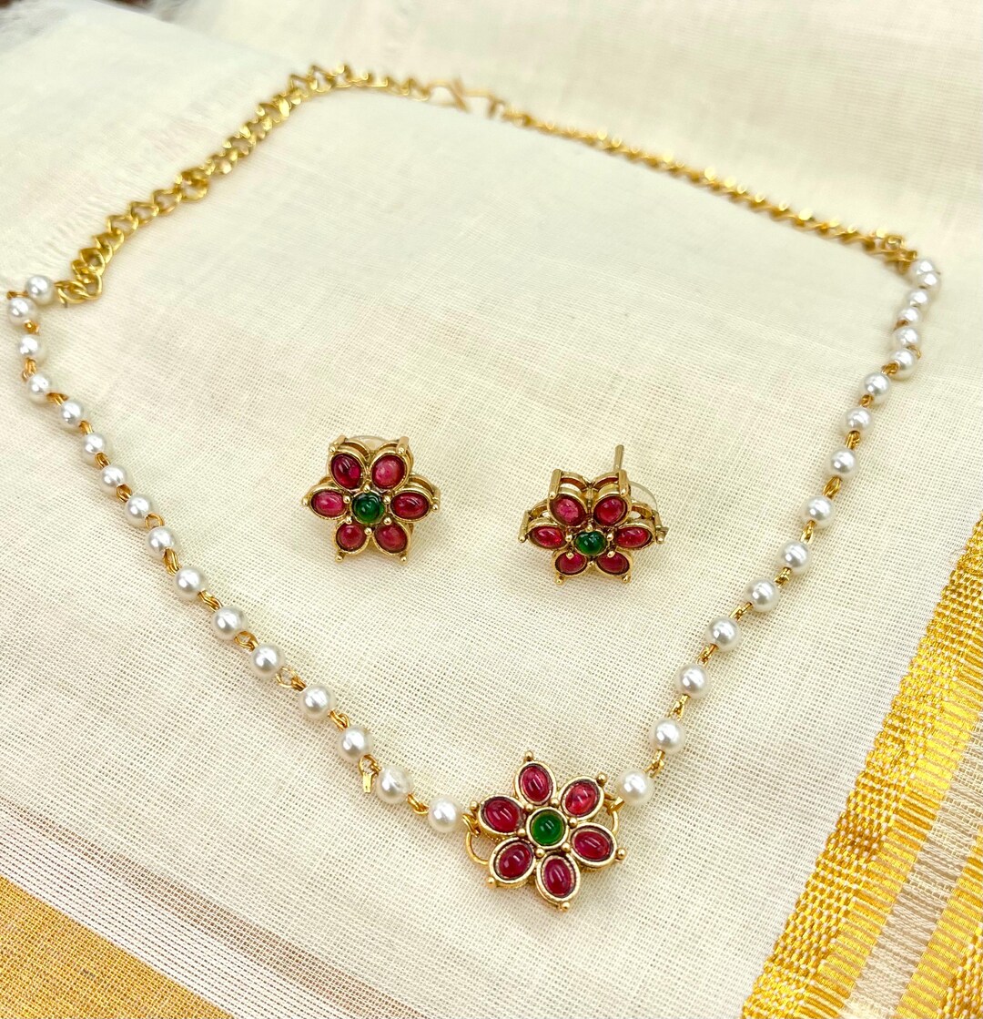 Elegant Pearl & Stone Floral Jewelry Set Necklace and Earrings, Simple ...