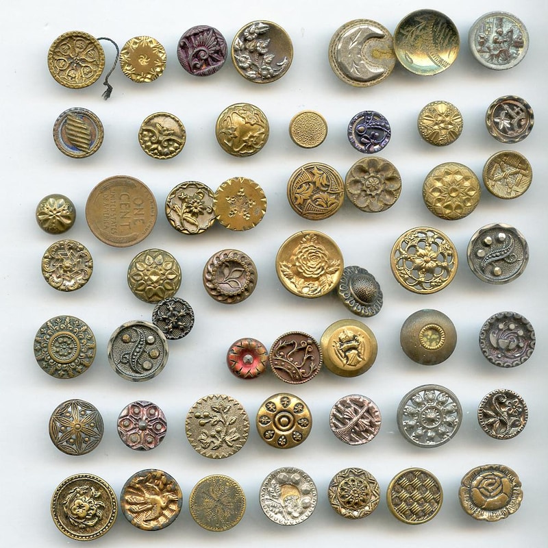 Small Brass Buttons Flowers - Etsy