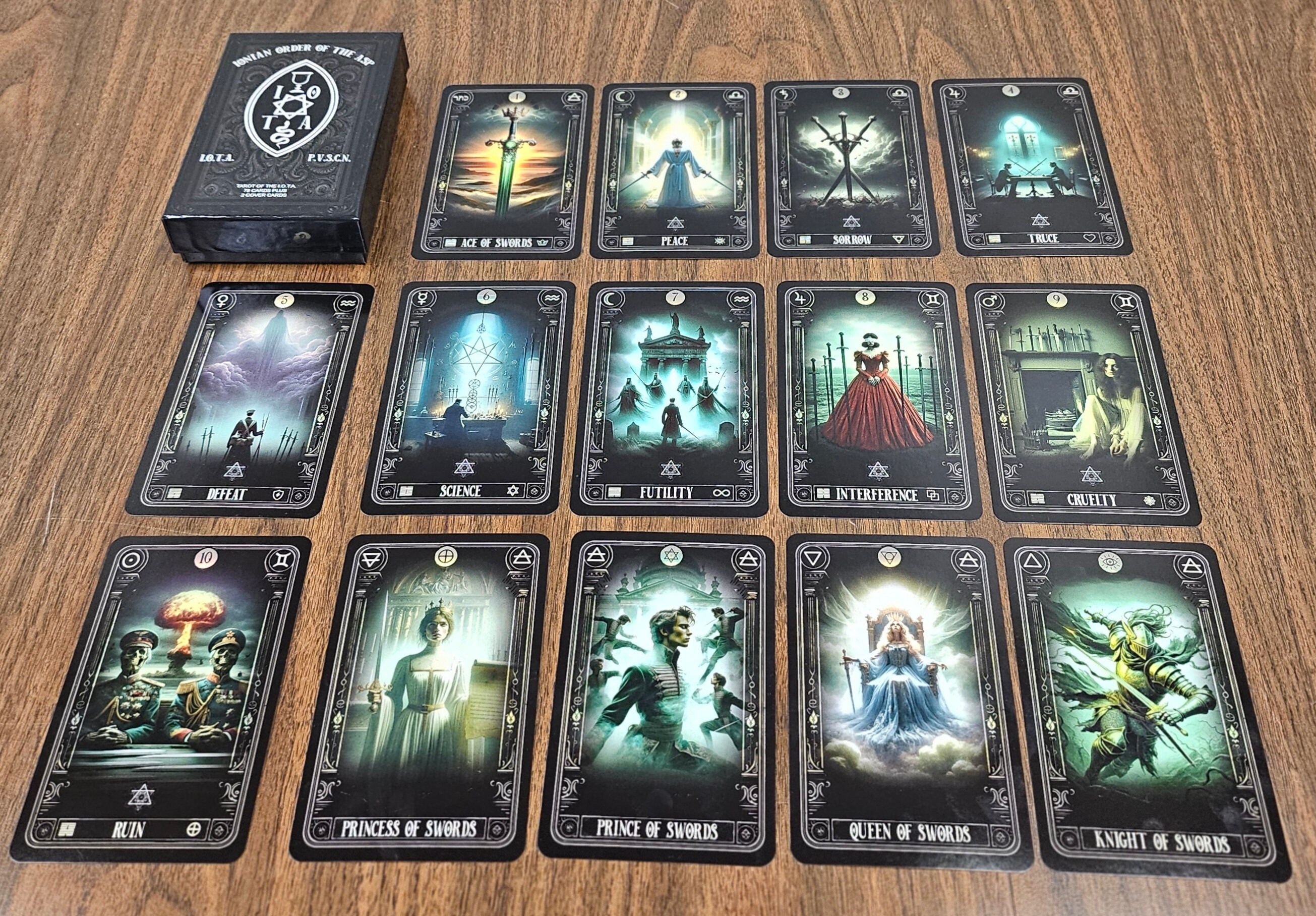Tarot of the I.O.T.A. Deck, 78 Esoteric Cards for Divination and Study ...