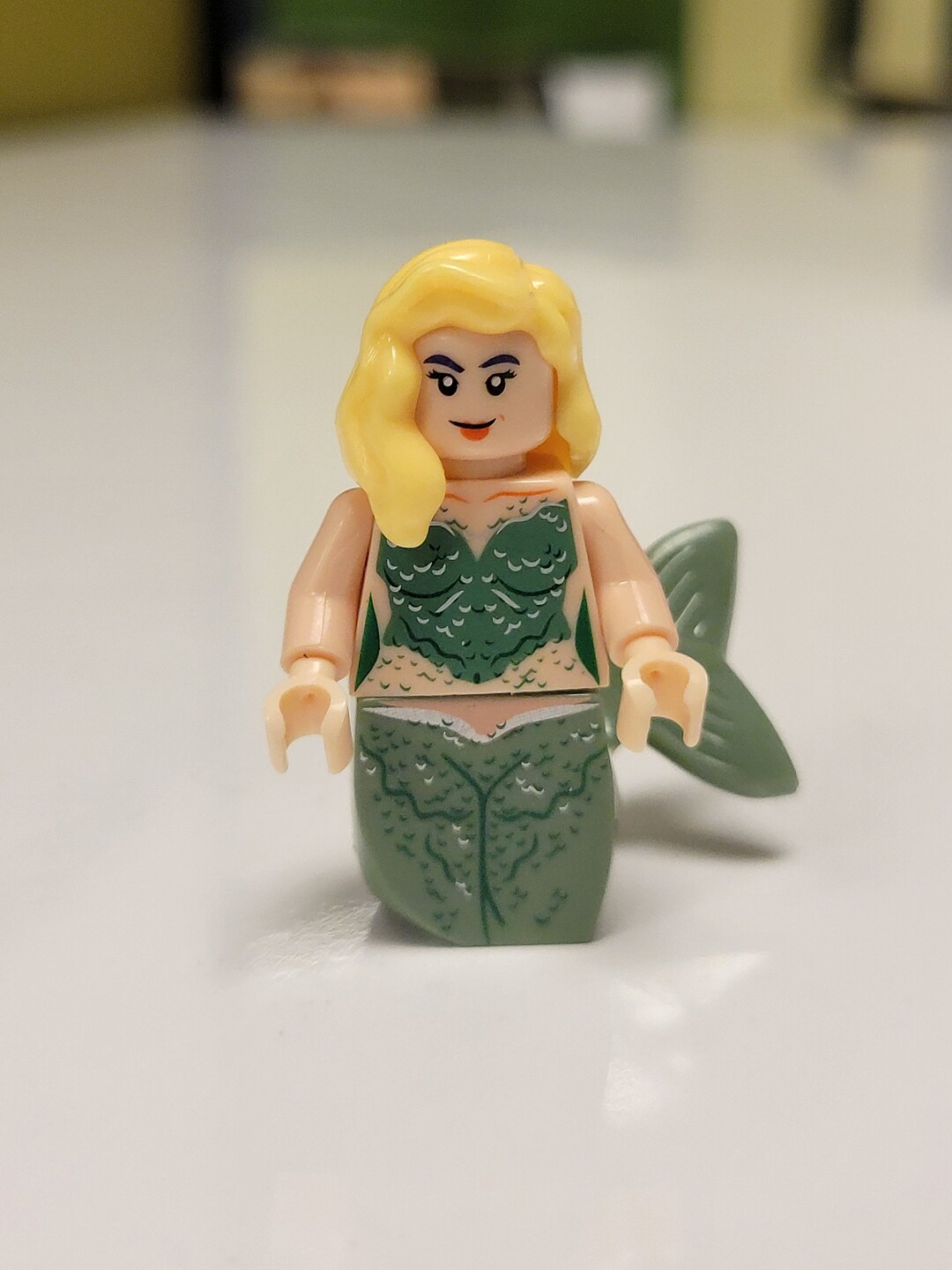 Mermaid Tamara Minifigure Pirates of the Caribbean the Black Pearl 4194 ...