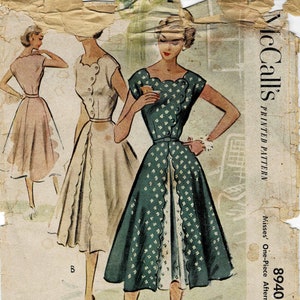 1950s Misses Dress With Scallops and Inverted Pleat - Etsy