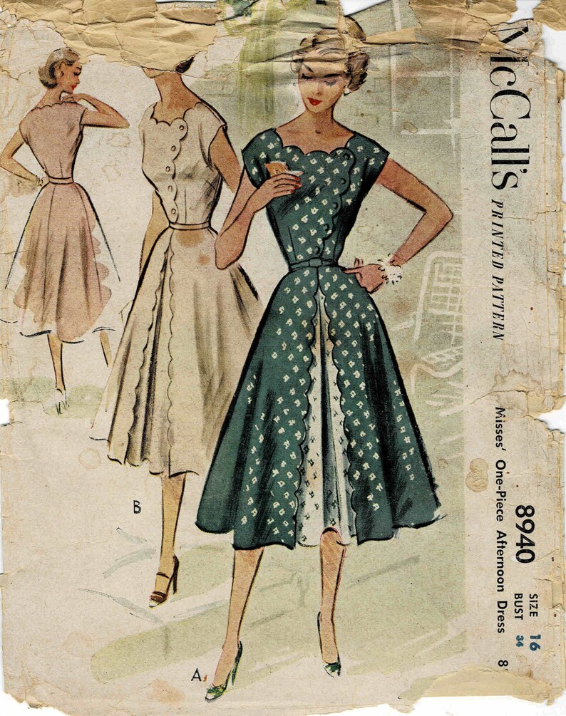 1950s Misses Dress With Scallops and Inverted Pleat - Etsy