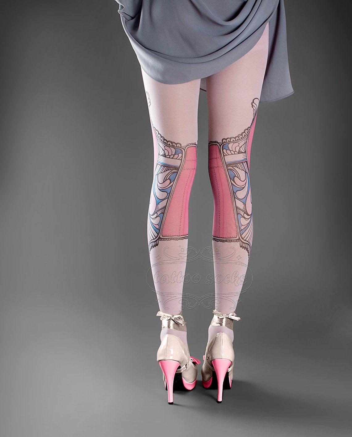 NEW Light Pink One Size Elizabeth Full Length Printed Tights Closed Toe ...