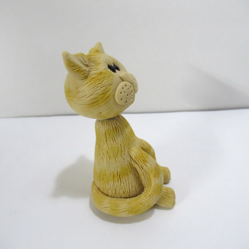 Hand Sculpted Tabby Cat Bobble Head - Etsy