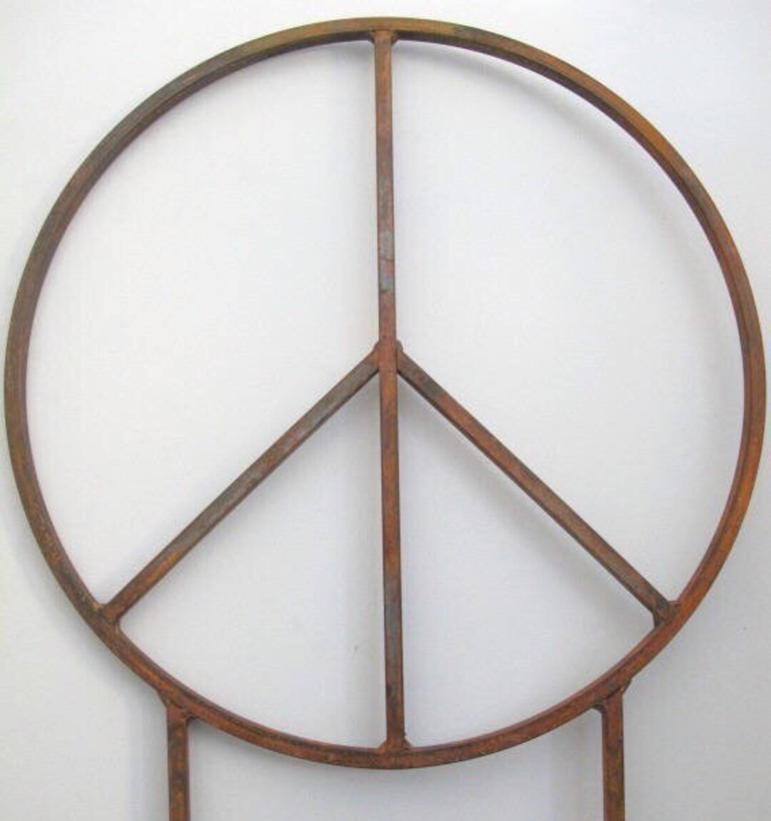 34 Inch Diameter Metal Peace Sign With Two 32 Inch Tall Removable Legs ...