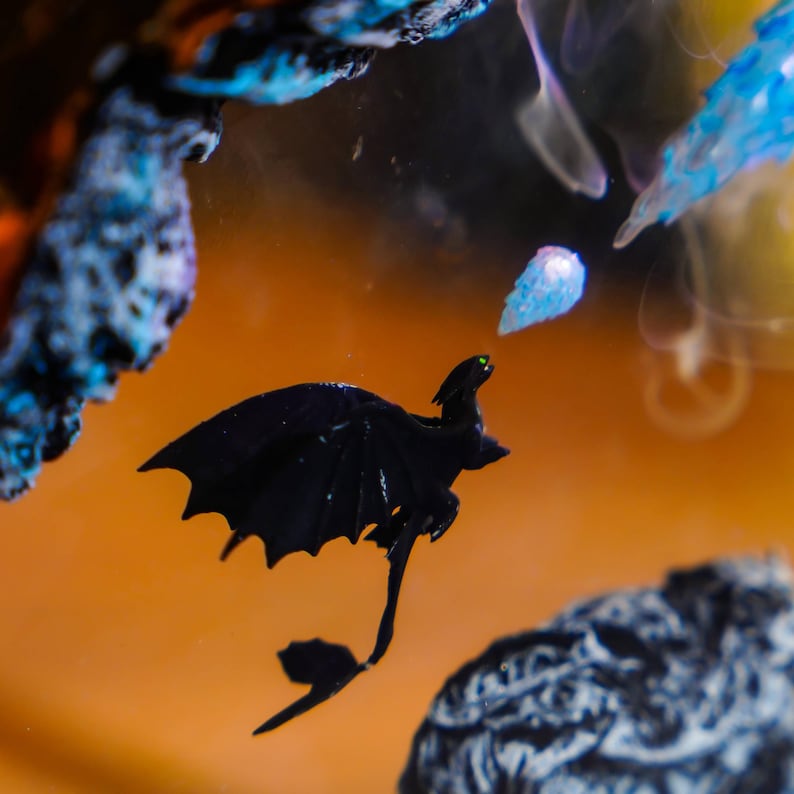 Toothle.ss & Light Fury Lamp, Night Fury Dragon Diorama Epoxy Lamp ...