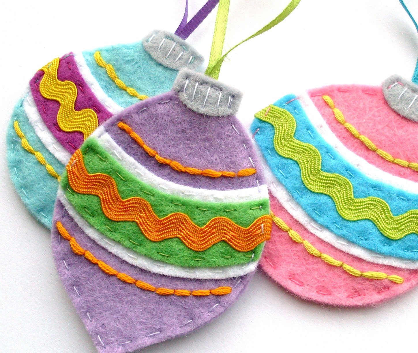 Retro Felt Baubles - PDF Sewing Pattern - Sew Easy Felt Christmas ...