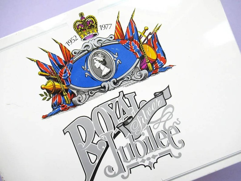 Vintage Tin and Stationery Set Queen Elizabeth II Silver - Etsy