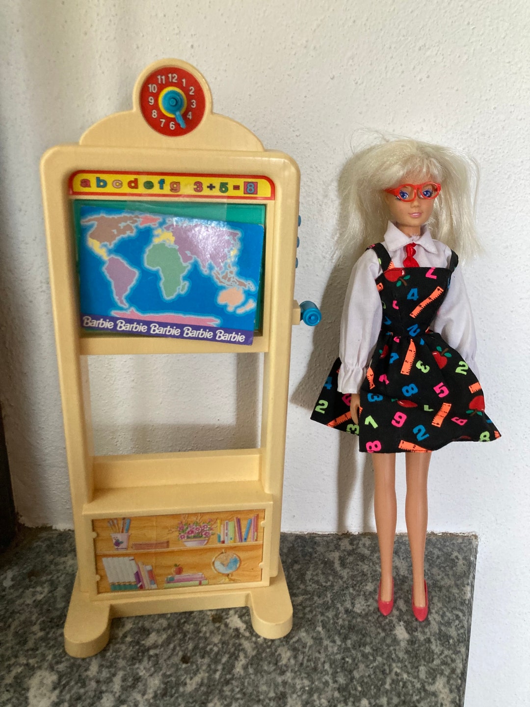 Barbie Teacher With Students, Desks and Blackboard With Sounds - Etsy
