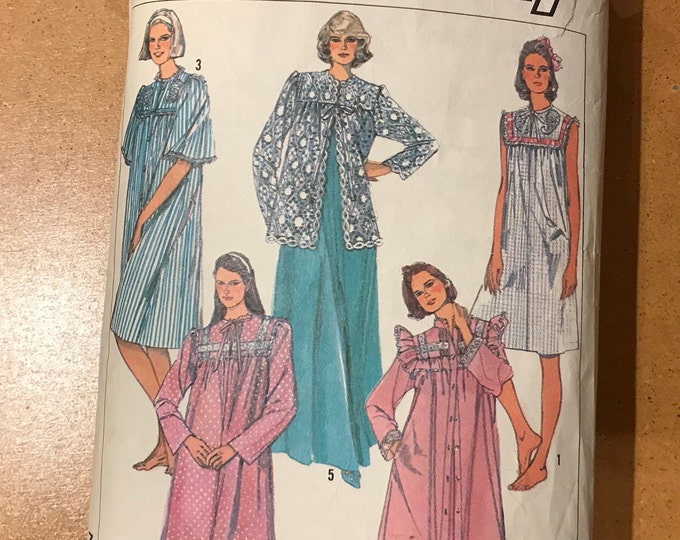 Simplicity 7643 Sewing Pattern, Size Large, Nightgown, Robe & Bed ...