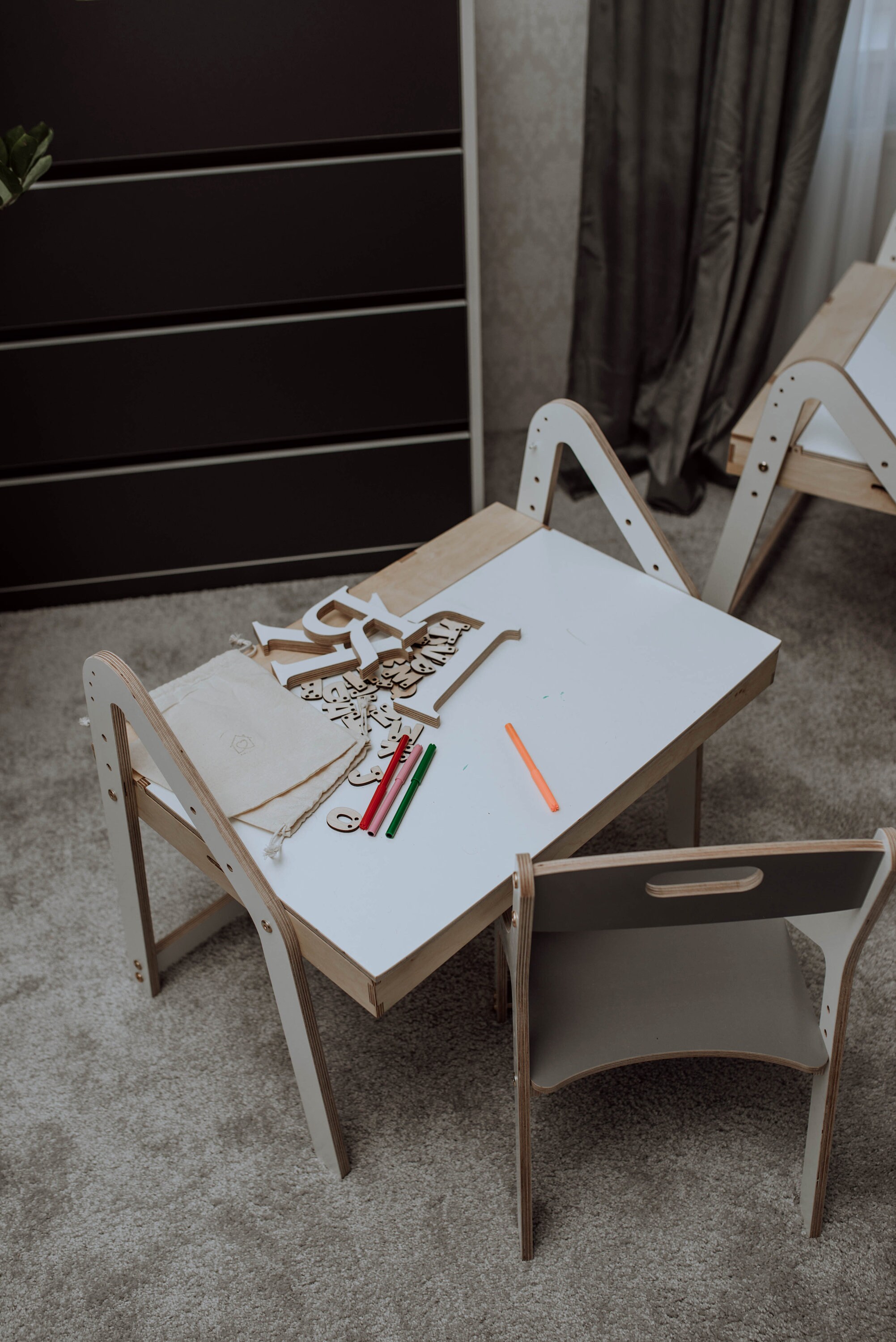 Playroom Table Set/wooden Table/table With Bookshelf/montessori Kids ...