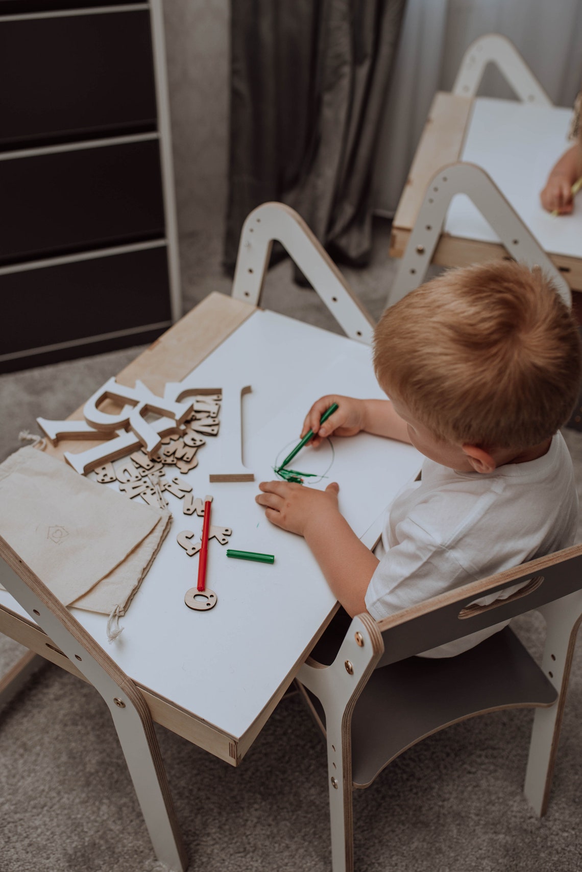 Playroom Table Set/wooden Table/table With Bookshelf/montessori Kids ...