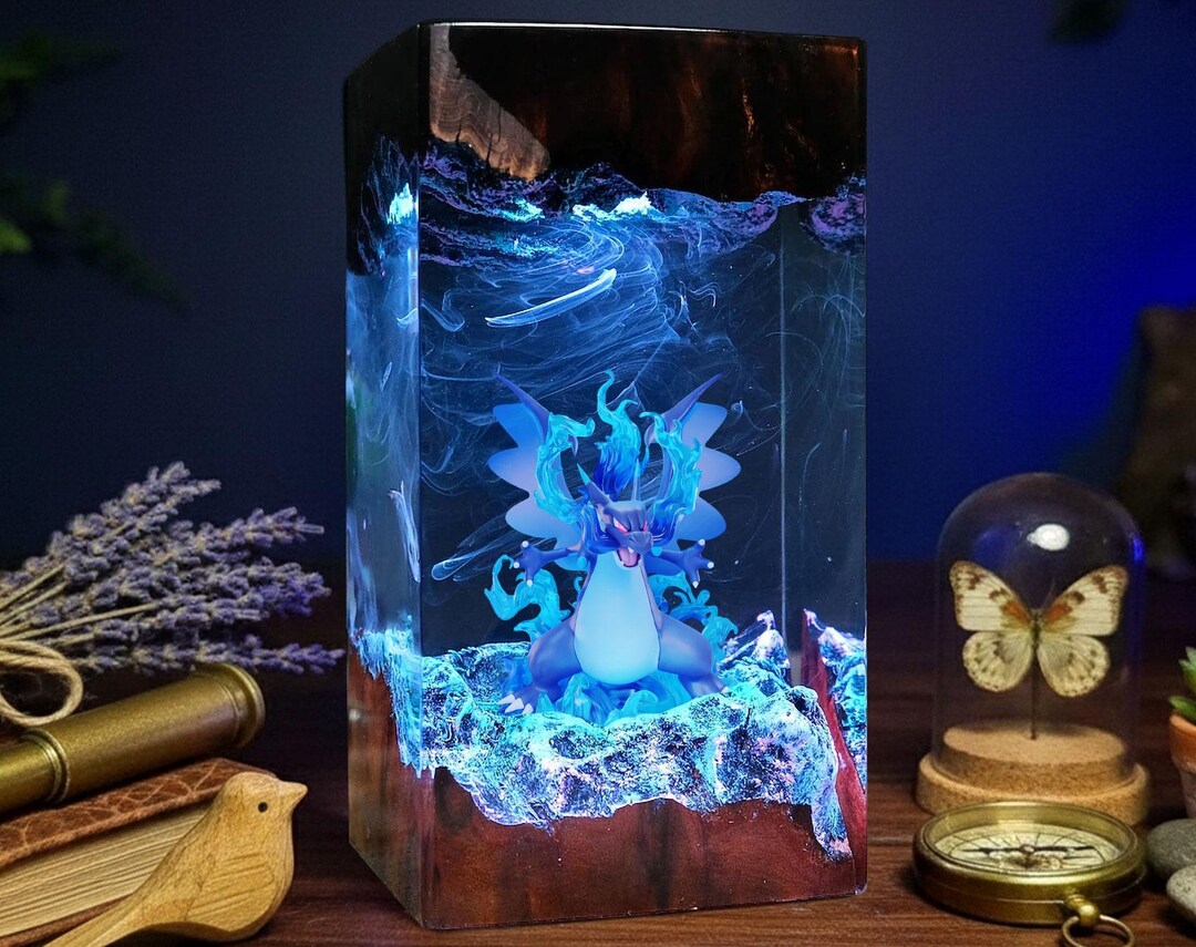 Mega Charizard X Resin Lamp, Charizard Epoxy Diorama Lamp, Pokemon Gift ...