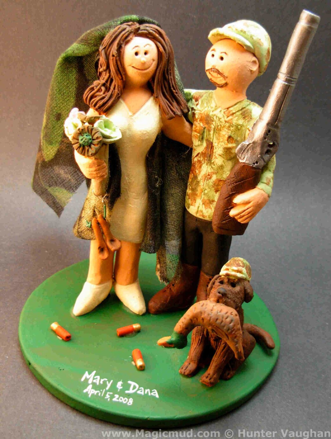 Redneck Wedding Cake Topper, Camouflage Bride and Groom Wedding Cake ...
