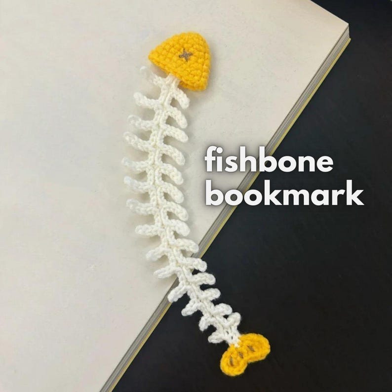 Crochet Fishbone Bookmark Pattern, Cute Fish Skeleton Amigurumi ...