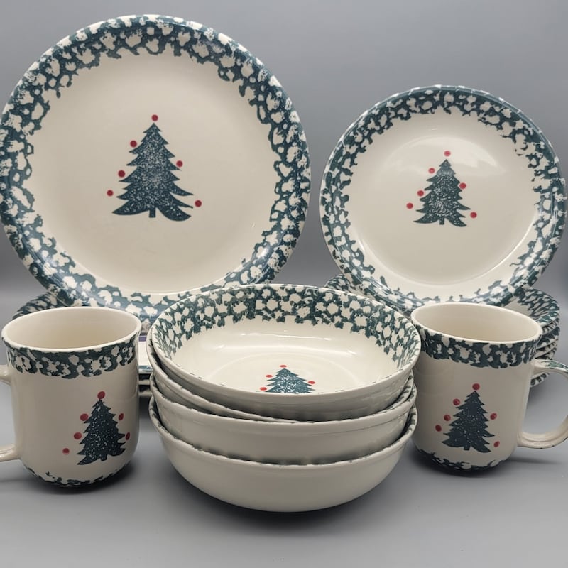 Oneida Christmas Dinnerware - Etsy