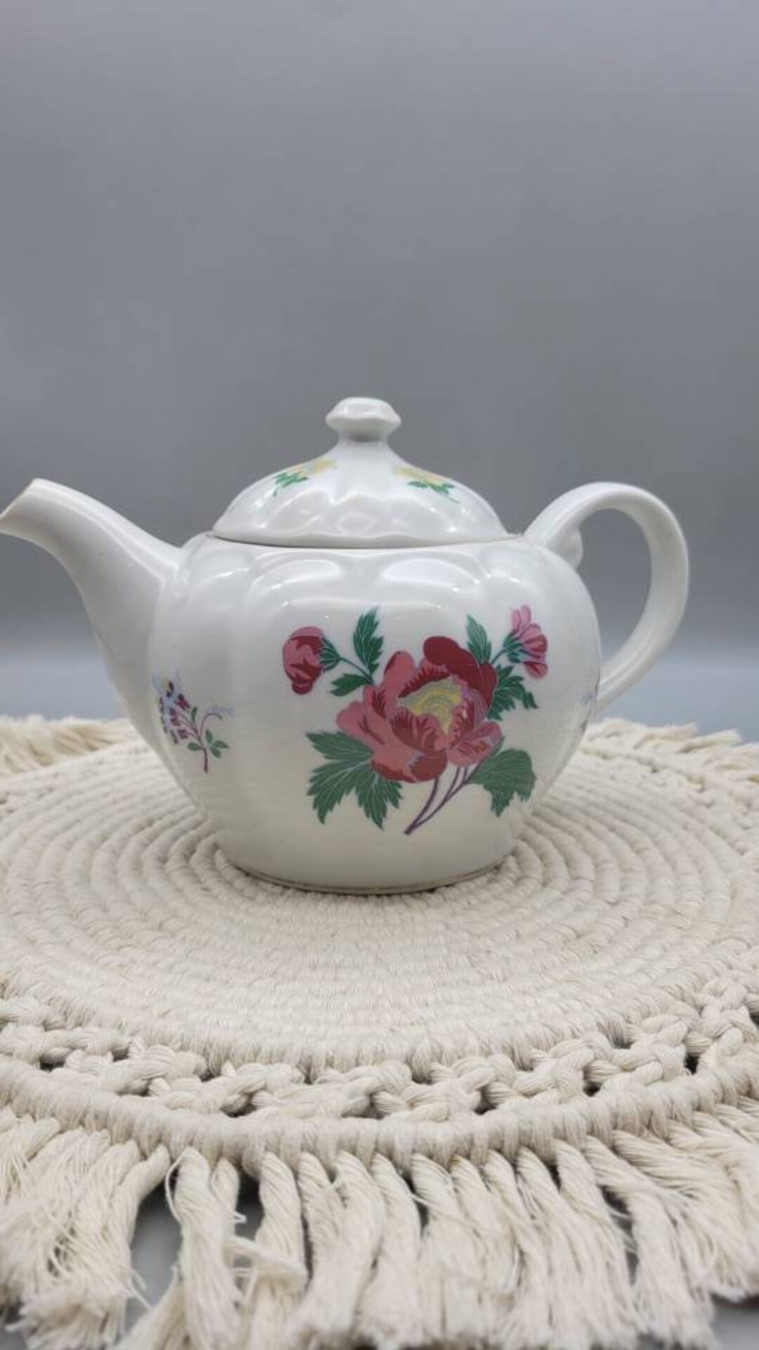 Vintage Laura Ashley Parfums Red and Yellow Flower Teapot, 4 Cup Teapot ...