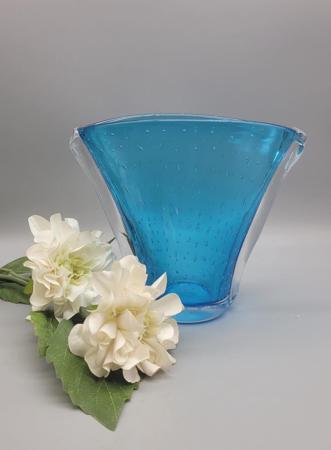 Blenko Sky Blue Glass Fan Vase, Mid Century Modern Bullicante Art Glass ...