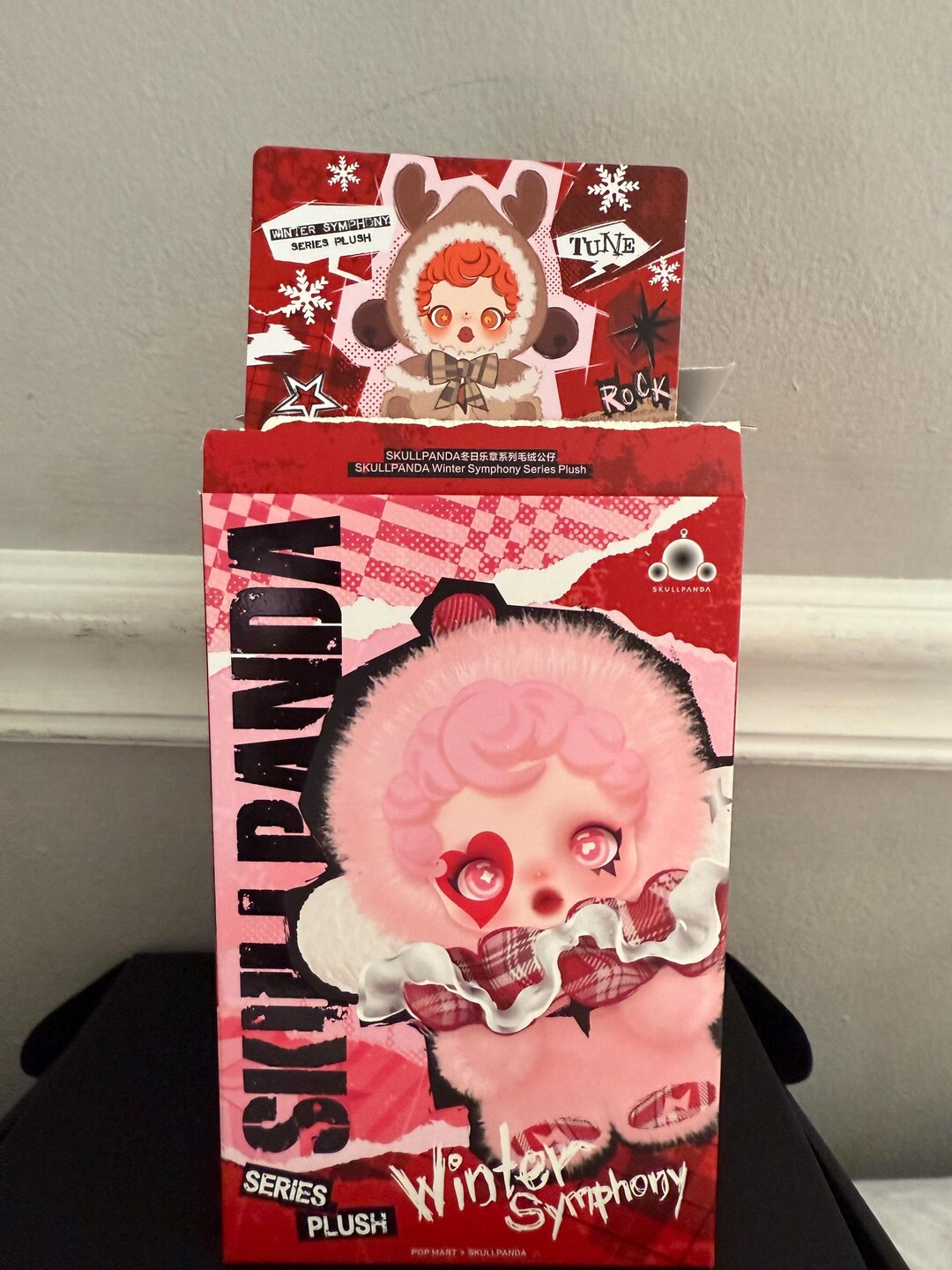 Pop Mart -SKULLPANDA Winter Symphony Series Plush - Authentic ...