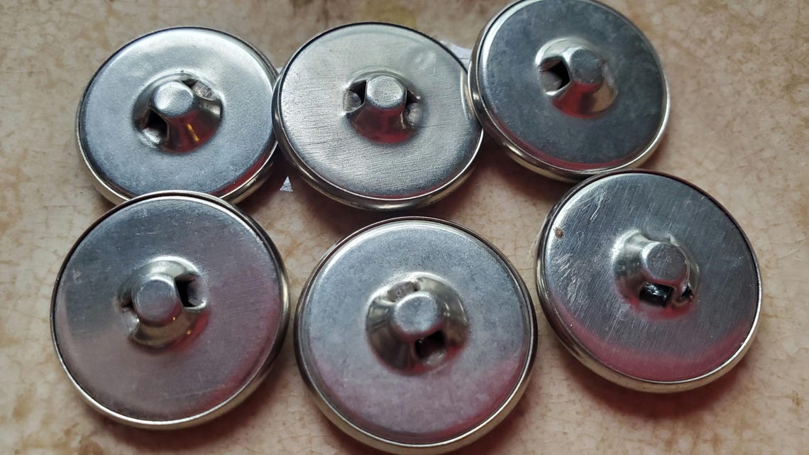 Six (6) Dutch, Holland Woman, Metal Buttons. Measure Approx 7/8" and ...