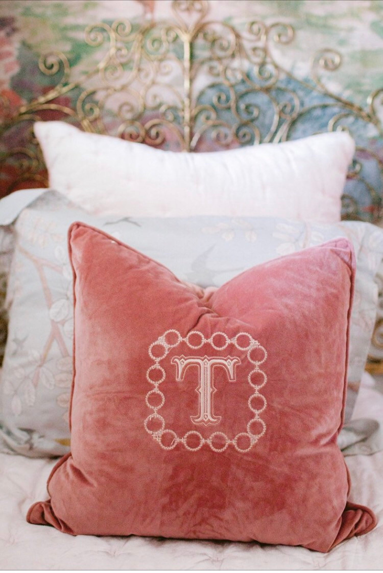 6X10 6 Inch Queen Bess Monogram Embroidery Font BX - Etsy