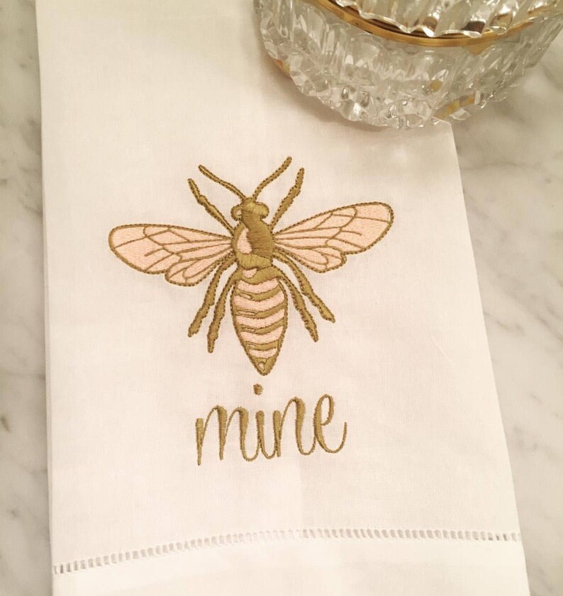Queen Bee Embroidery Design Instant Download 4x4 5x7 6x10 BX | Etsy